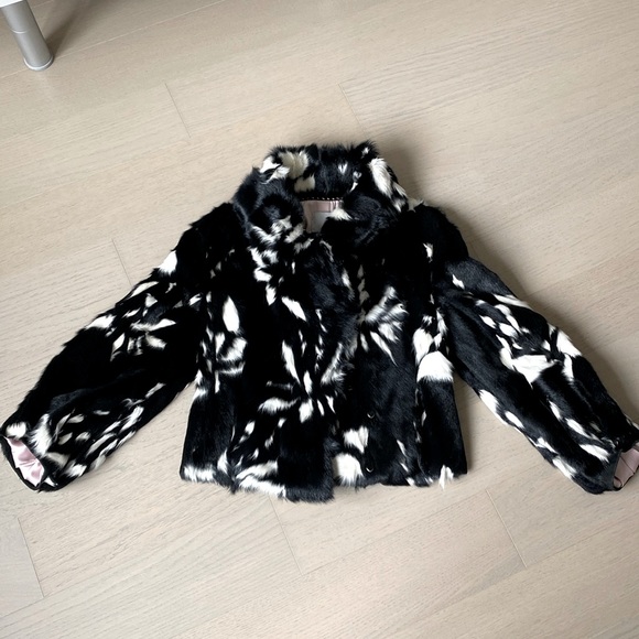 Deco | Jackets & Coats | Goat Fur Bw Jacket | Poshmark